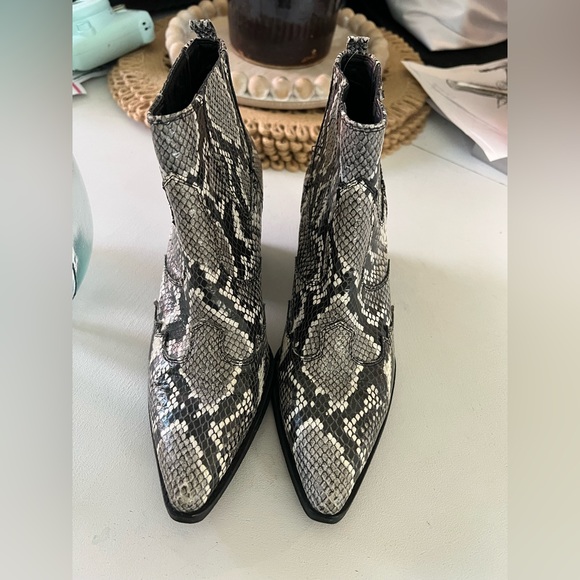 Sam Edelman | Shoes | Sam Edelman Snake Booties | Poshmark